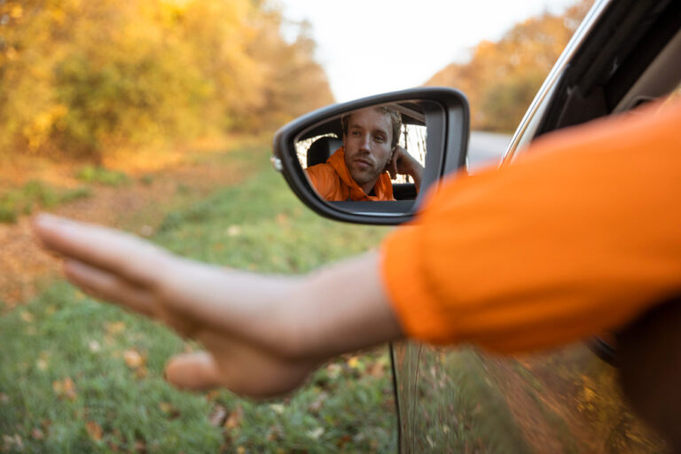 Hand Signals For Driving - You Should Know